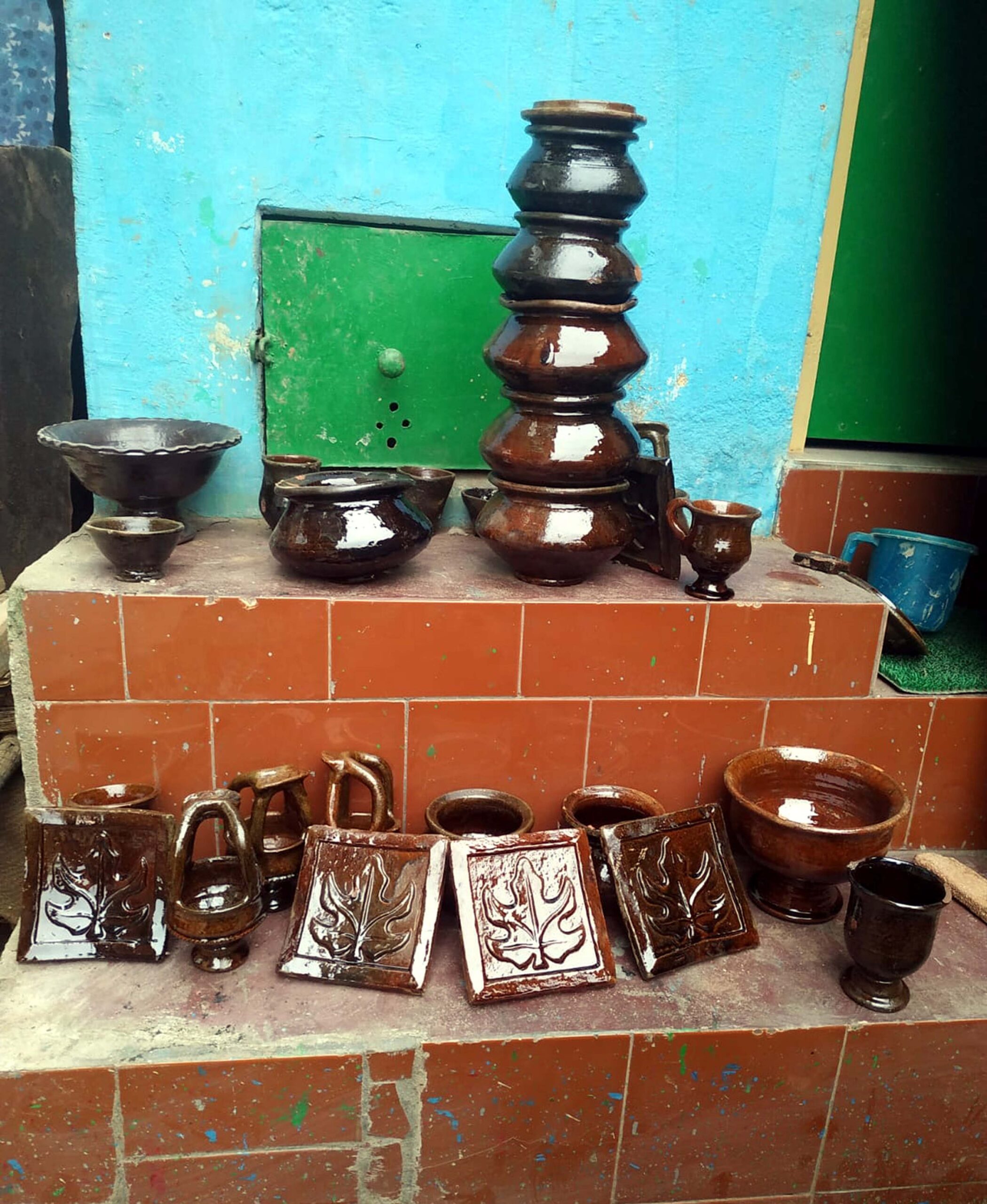 This Kashmiri youth has big dreams for glazed pottery from the valley ...