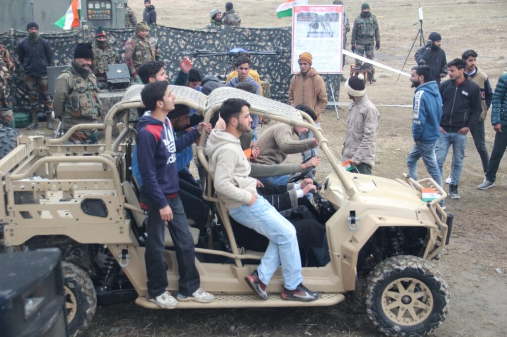 KNOW OUR FORCE:Might of Indian Army on display for the first time in ...