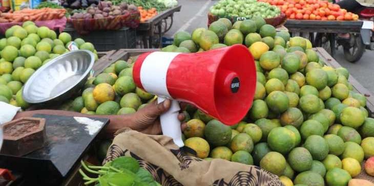 SDM Zainapora bans use of megaphones by mobile vendors to check noise ...